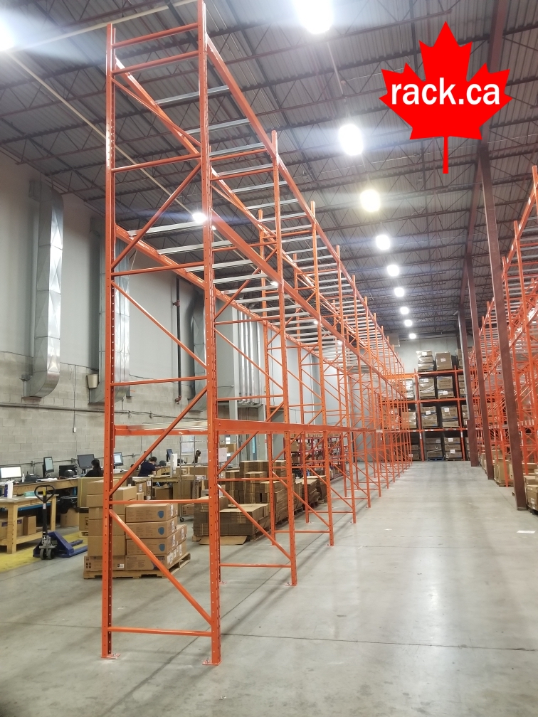 Choosing between Cantilever Racking and Pallet Racking